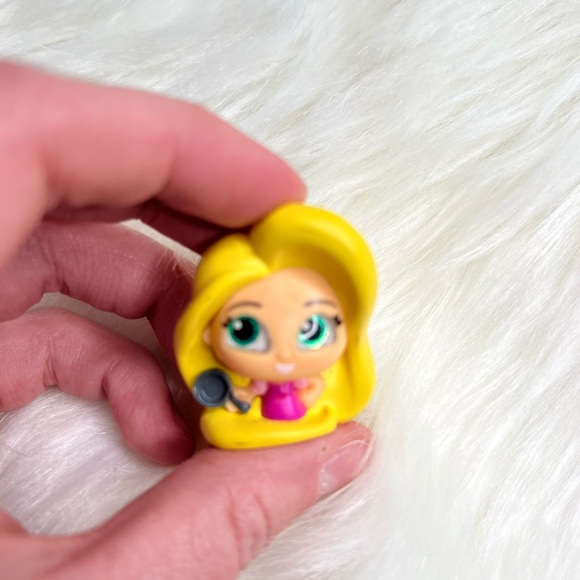 Disney | Toys | Disney Doorables Series 5 Rapunzel Moana Rex And Thomas ...